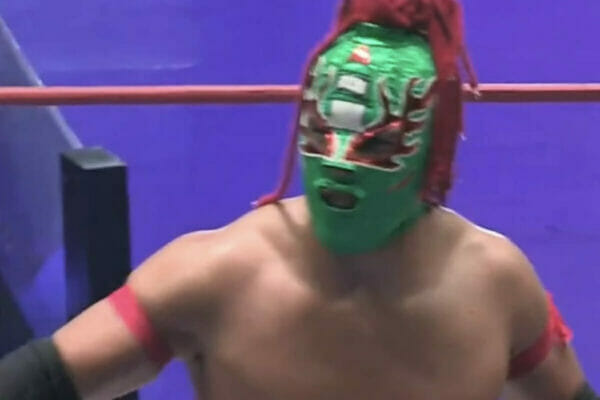 ¡No es albur! Debutó el Pelón Encapuchado en el CMLL | Superluchas