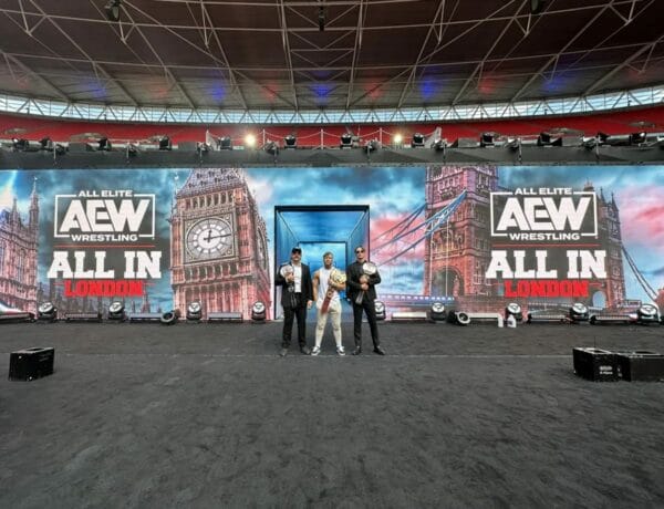 Mark Andrews: «WrestleMania en Londres es una respuesta a All In»