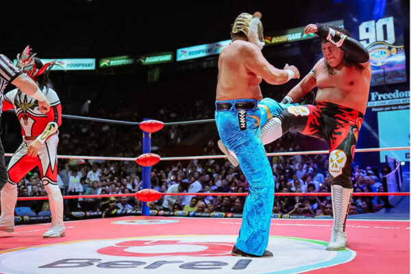 CMLL: Así fue la lucha de Tiger Mask vs. Último Guerrero | Superluchas