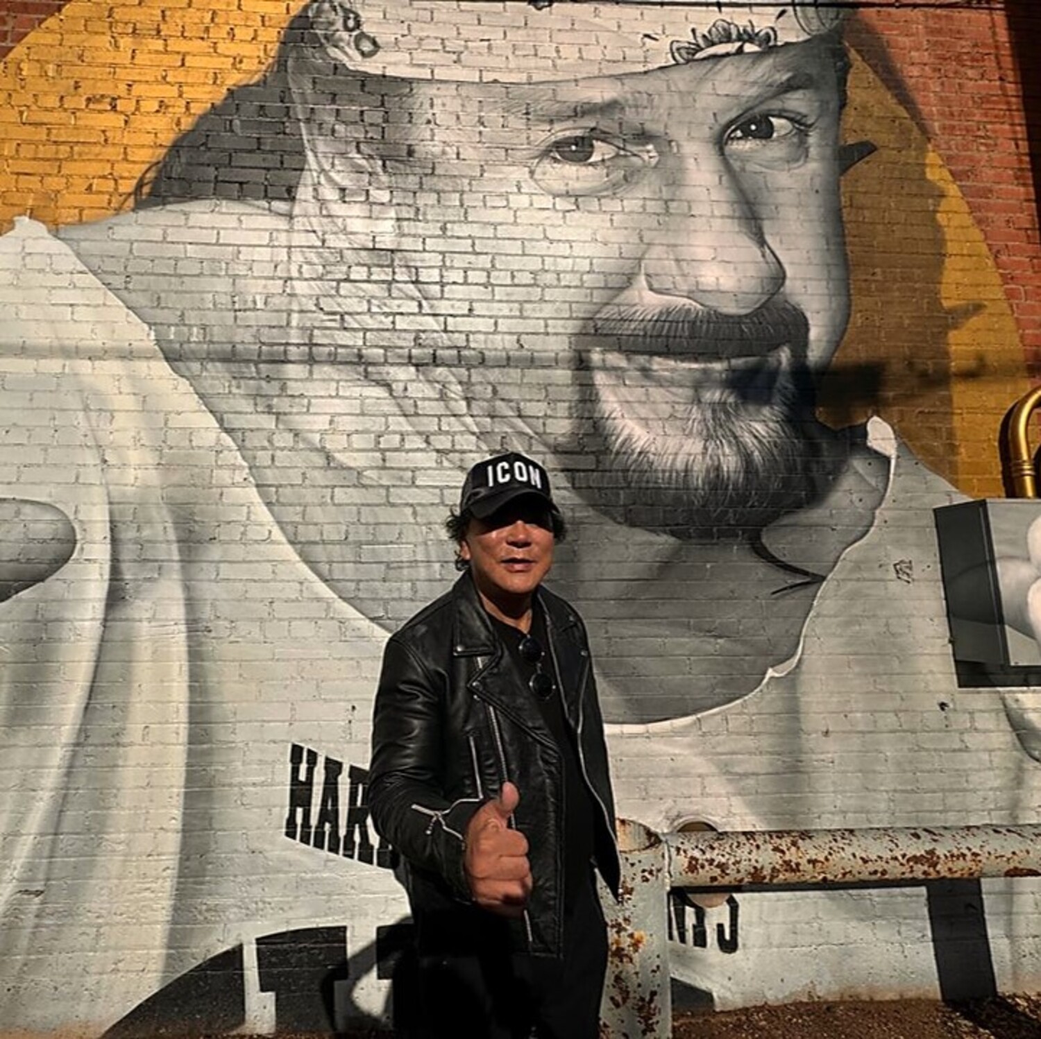 Atsushi Onita visitó la tumba de Terry Funk | Superluchas