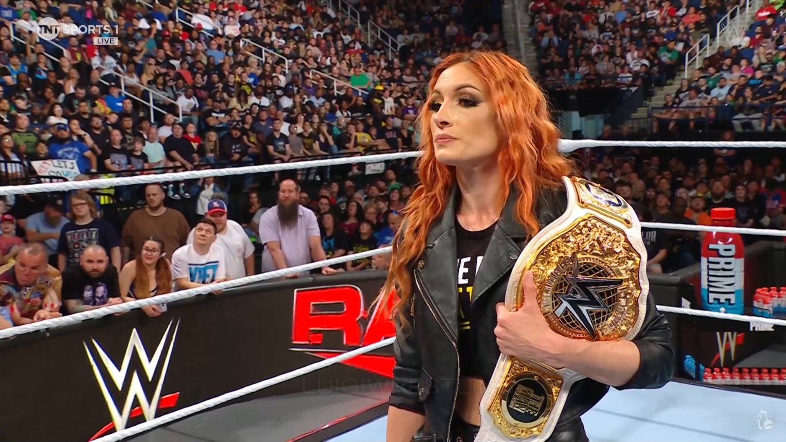 Becky Lynch fue ovacionada por los fans tras Raw | Superluchas
