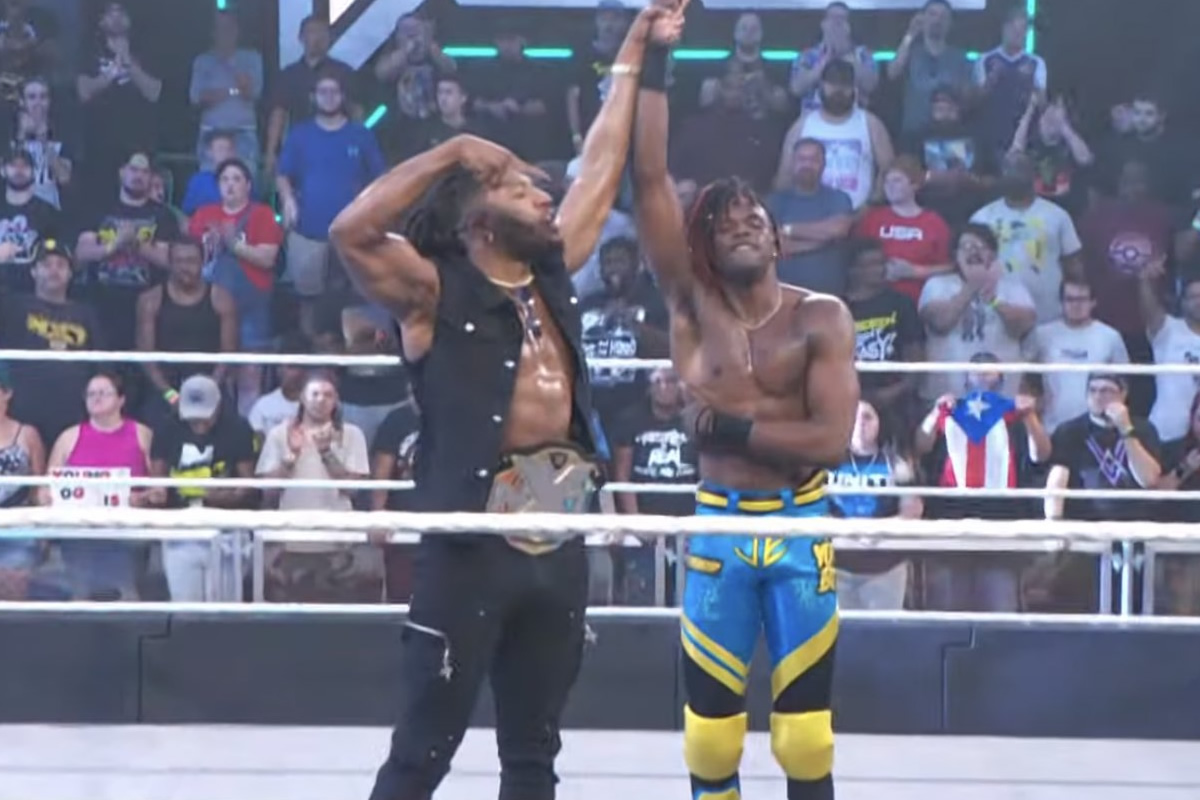 Je’Von Evans sorprende a Oro Mensah y lo derrota | Superluchas