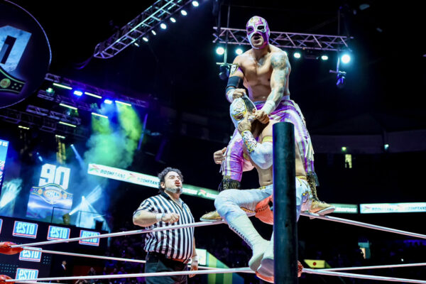 Místico y Magnus siguen retándose rumbo al 91 Aniversario de CMLL ...