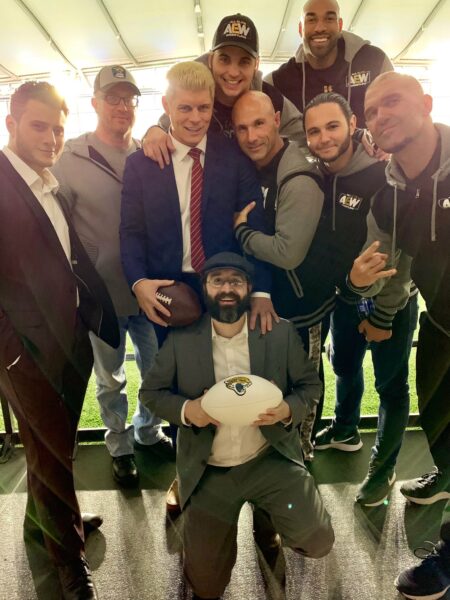 Tony Khan recuerda conocer a The Elite antes de AEW | Superluchas