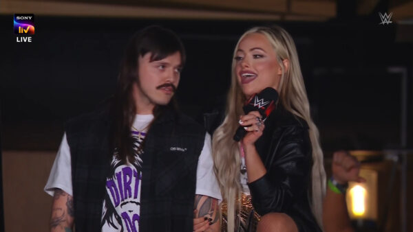 Dominik Mysterio aprueba retrato de Liv Morgan como Mona Lisa | Superluchas