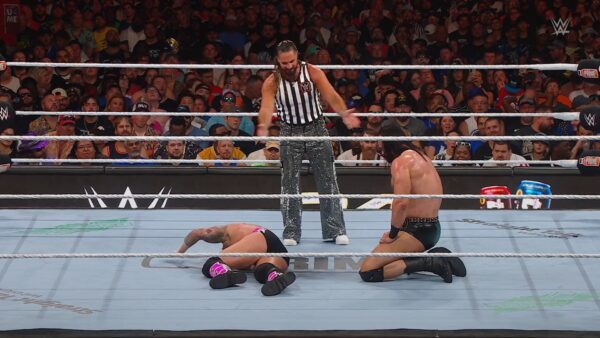 Drew McIntyre derrota a CM Punk, con Seth Rollins involucrado | Superluchas