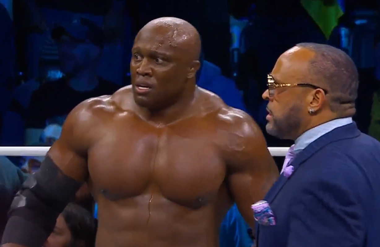 Debuta Bobby Lashley en AEW con una victoria y con un cadenazo de ... Debuta Bobby Lashley en AEW con una victoria y con un cadenazo de ...