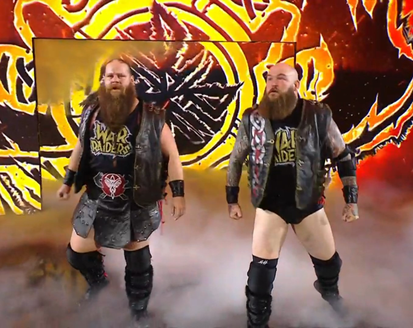 War Raiders derrotan a un New Day con mucha tensión interna | Superluchas