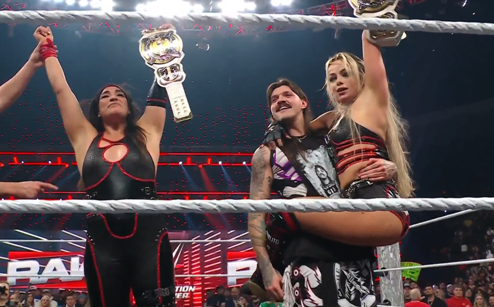 Liv Morgan y Raquel Rodríguez, nuevas Campeonas de Parejas | Superluchas