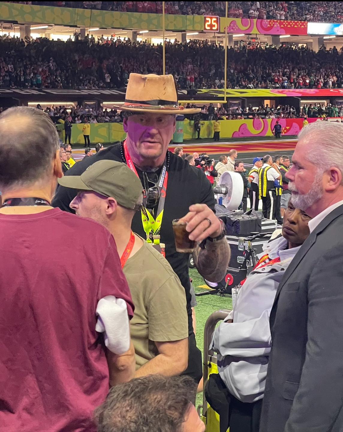 Vince McMahon, Undertaker y más en el Super Bowl | Superluchas