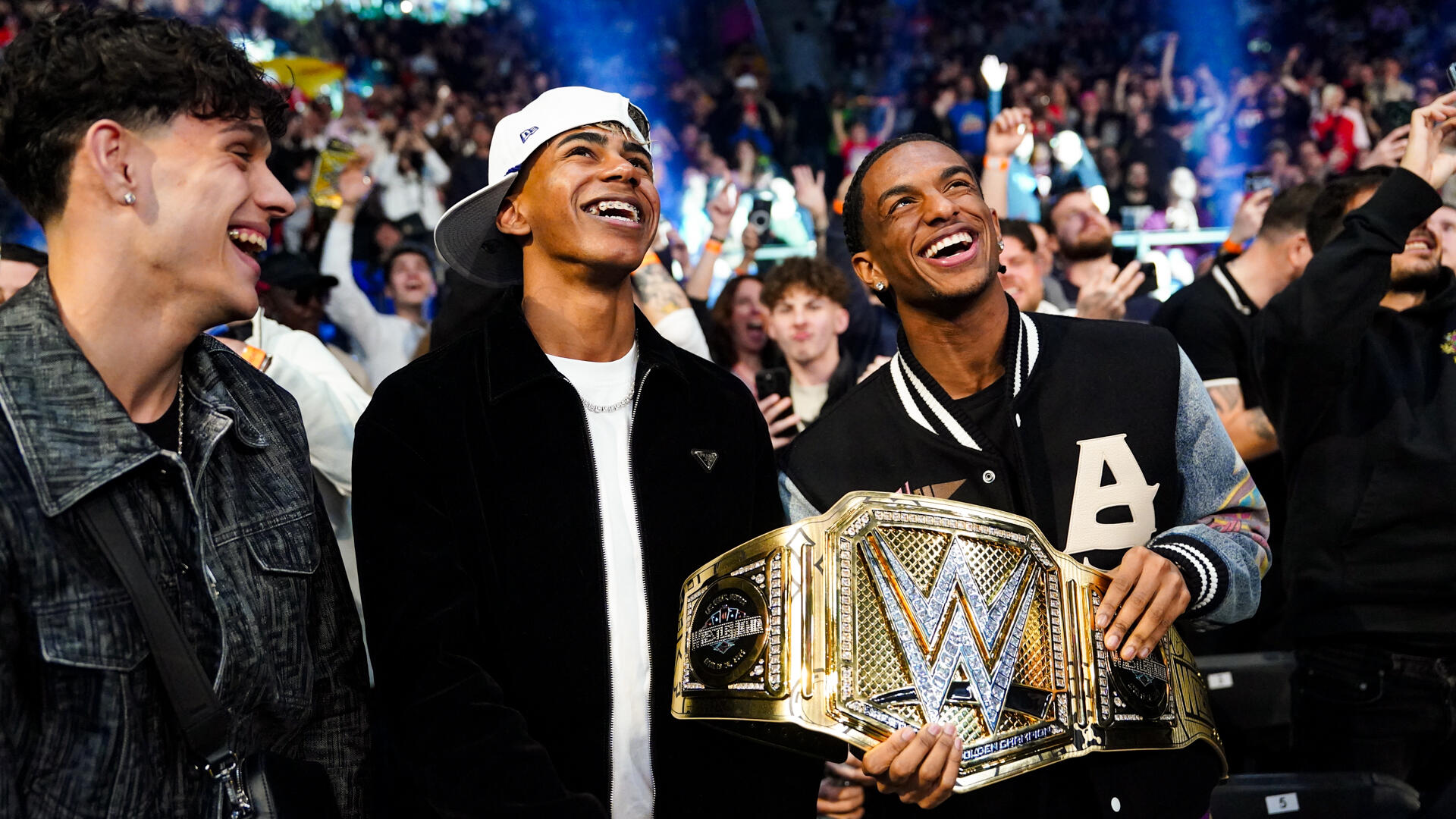 Lamine Yamal, Fort y Baldé en WWE SmackDown | Superluchas