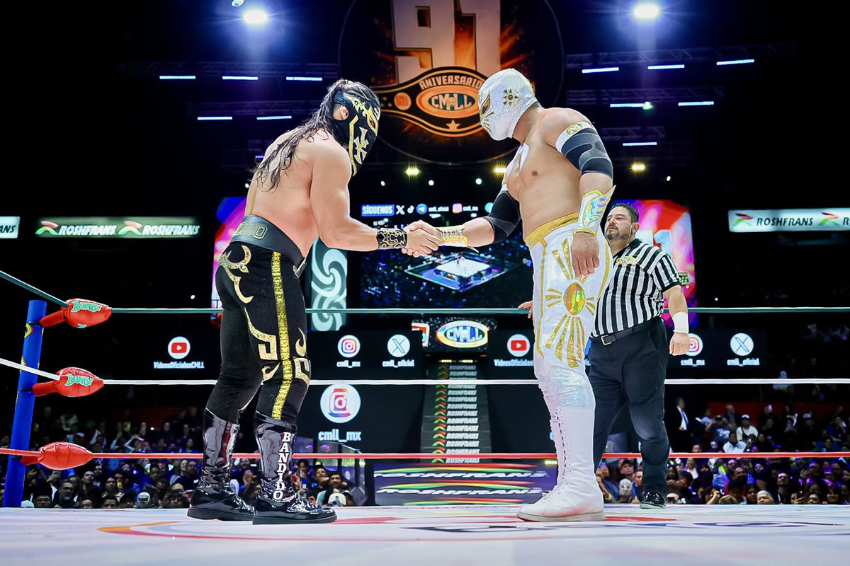 Místico derrota a Bandido en espectacular mano a mano | Superluchas