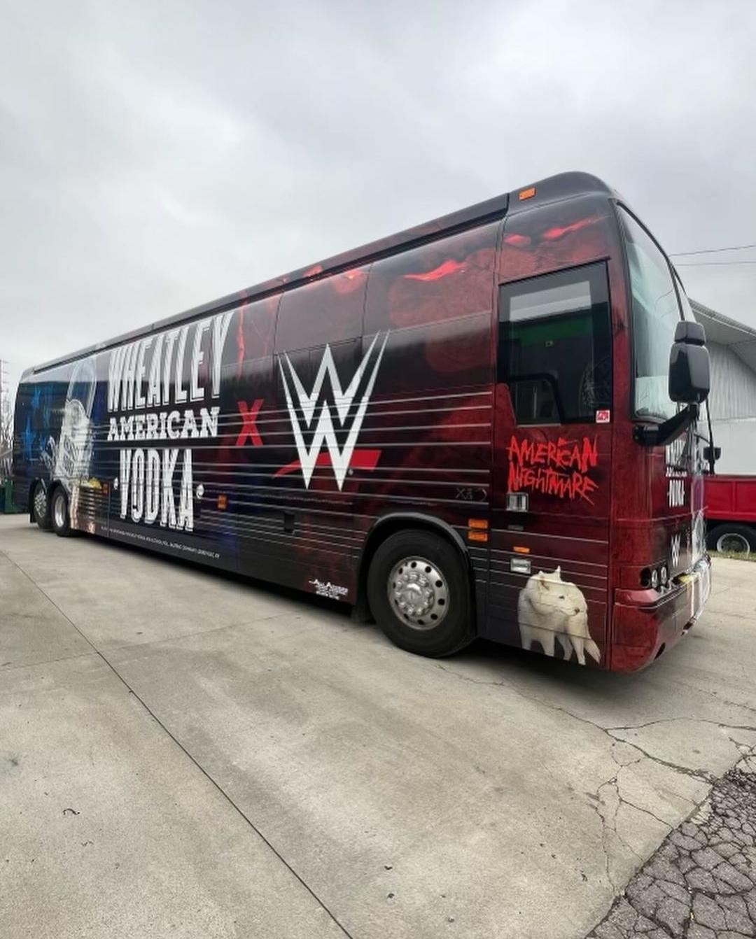 MVP y por qué luchadores de AEW no viajan en buses | Superluchas