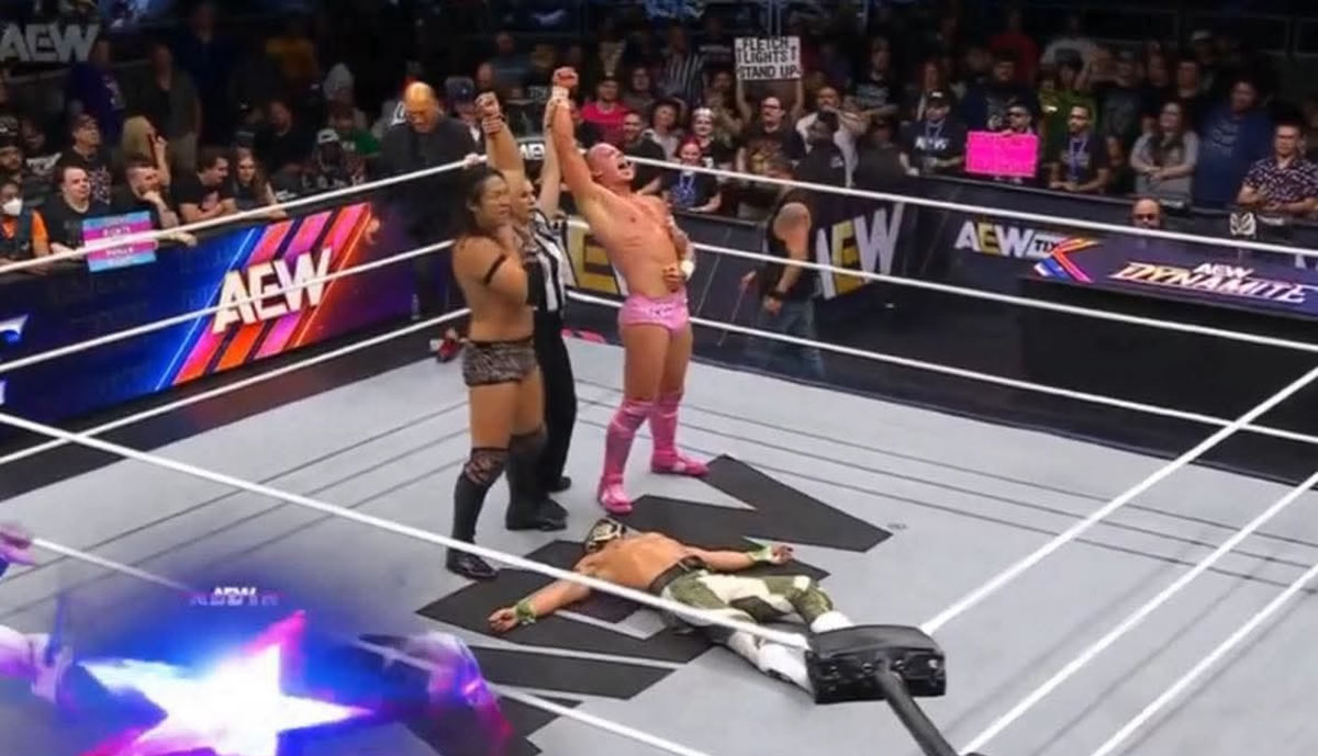 Kyle Fletcher y Konosuke Takeshita vencen a Bandido y Brody King ...