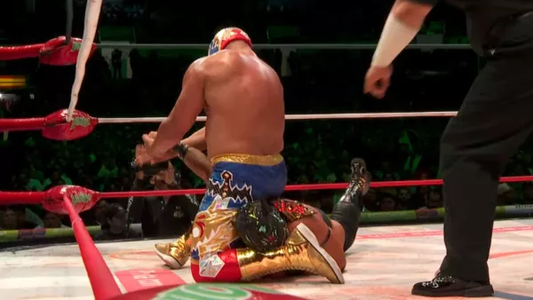 Esfinge desenmascara a Valiente en el 92 Aniversario del CMLL | Superluchas