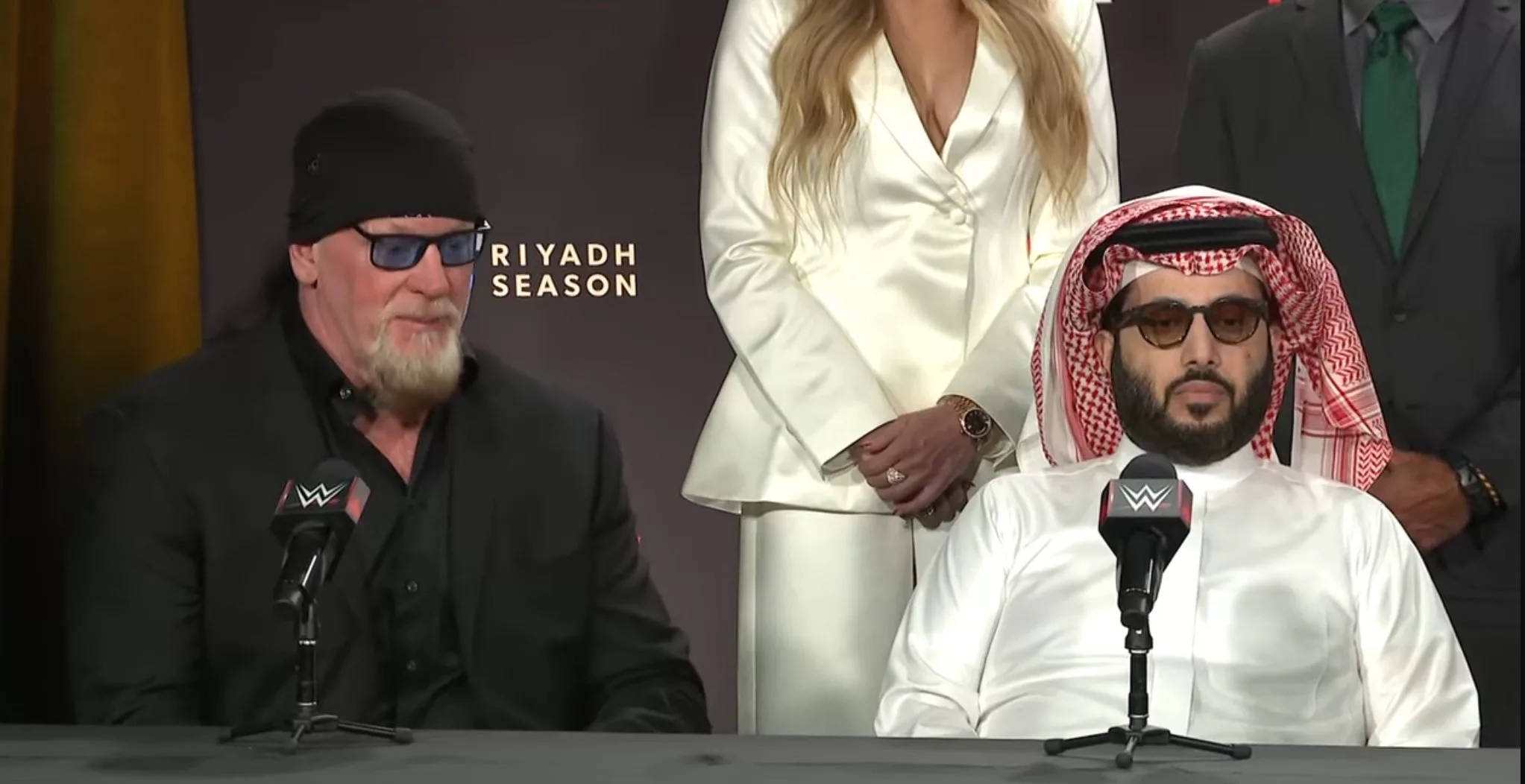 Oficial: WrestleMania 43 será en Arabia Saudita | Superluchas