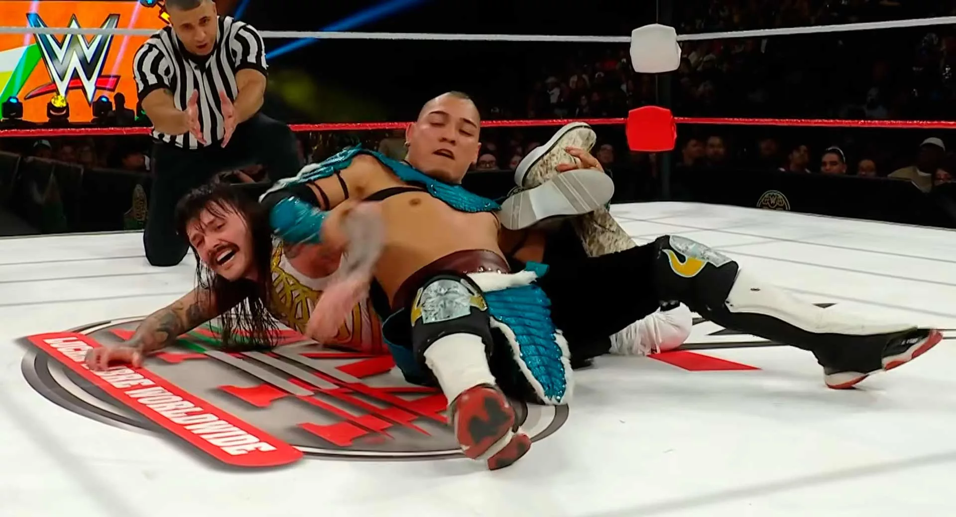 Worlds Collide: Dominik Mysterio, Megacampeón AAA | Superluchas