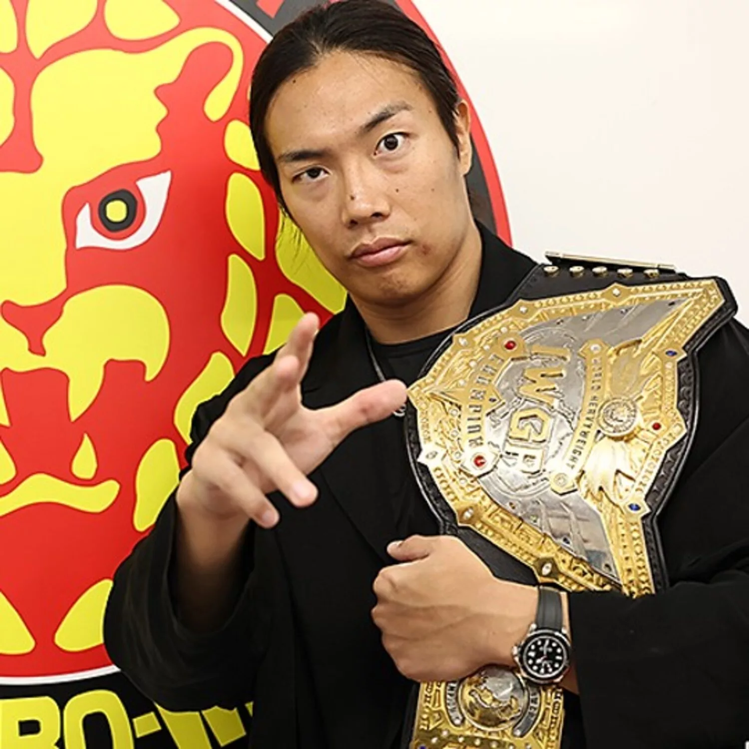 Konosuke Takeshita comprometido con NJPW a pesar del triple contrato ...