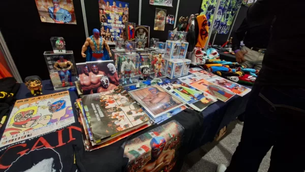 La lucha libre invadió La Mole 2025 con Jushin Thunder Liger ...
