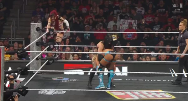 3×3: Lo mejor y lo peor de WWE RAW 1 de diciembre 2025 | Superluchas