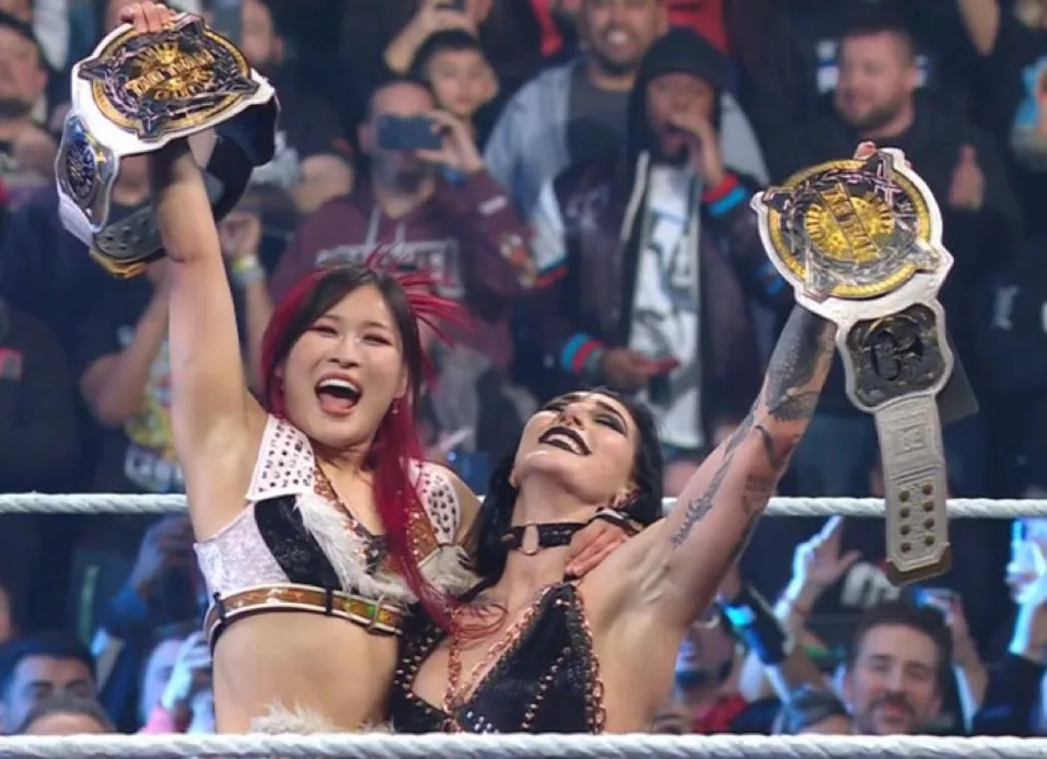 Rhea Ripley e Iyo Sky se convierten en las Campeonas de Parejas al ...