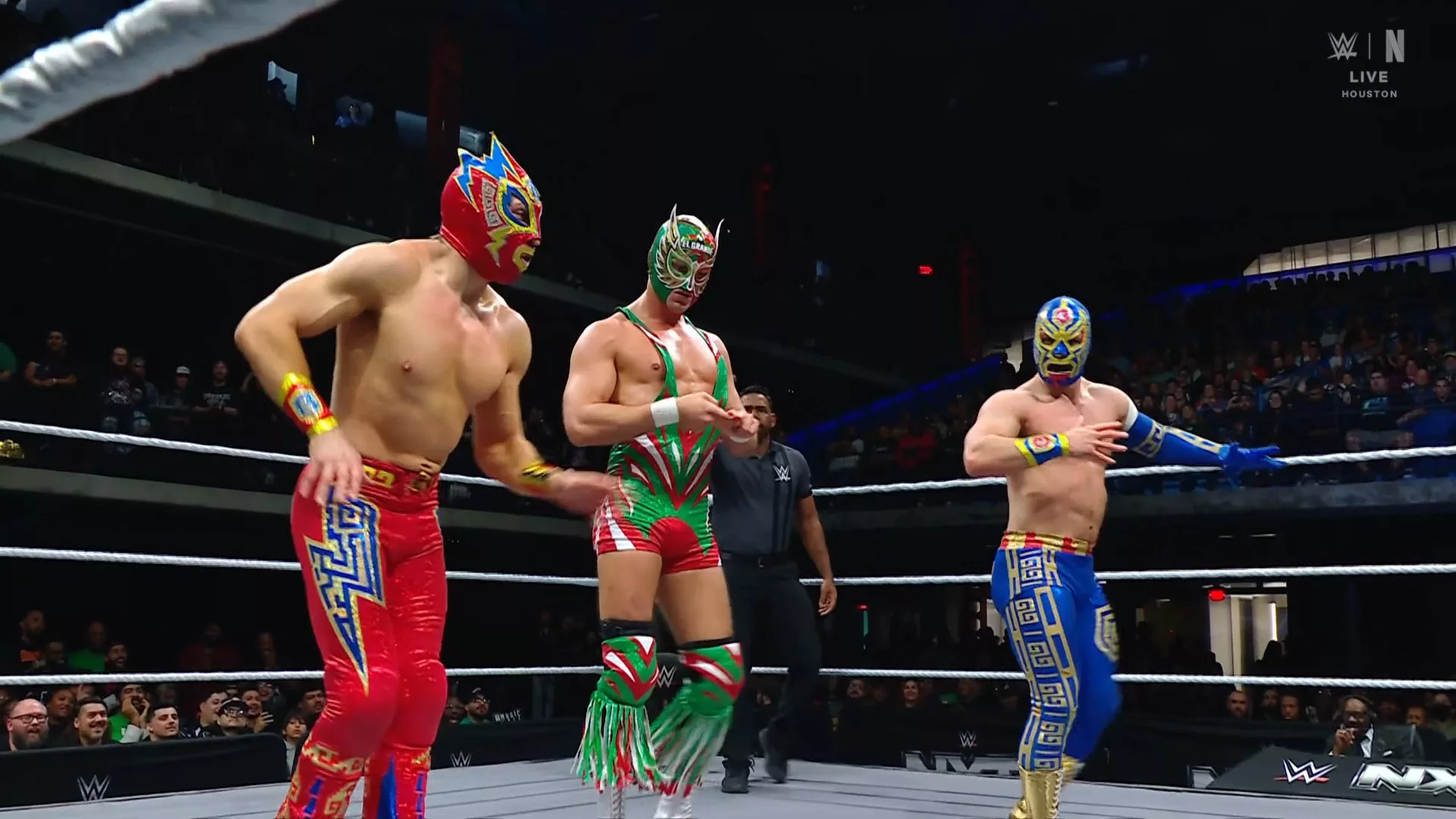 WWE NXT: Los Americanos vencieron a The Vanity Project | Superluchas