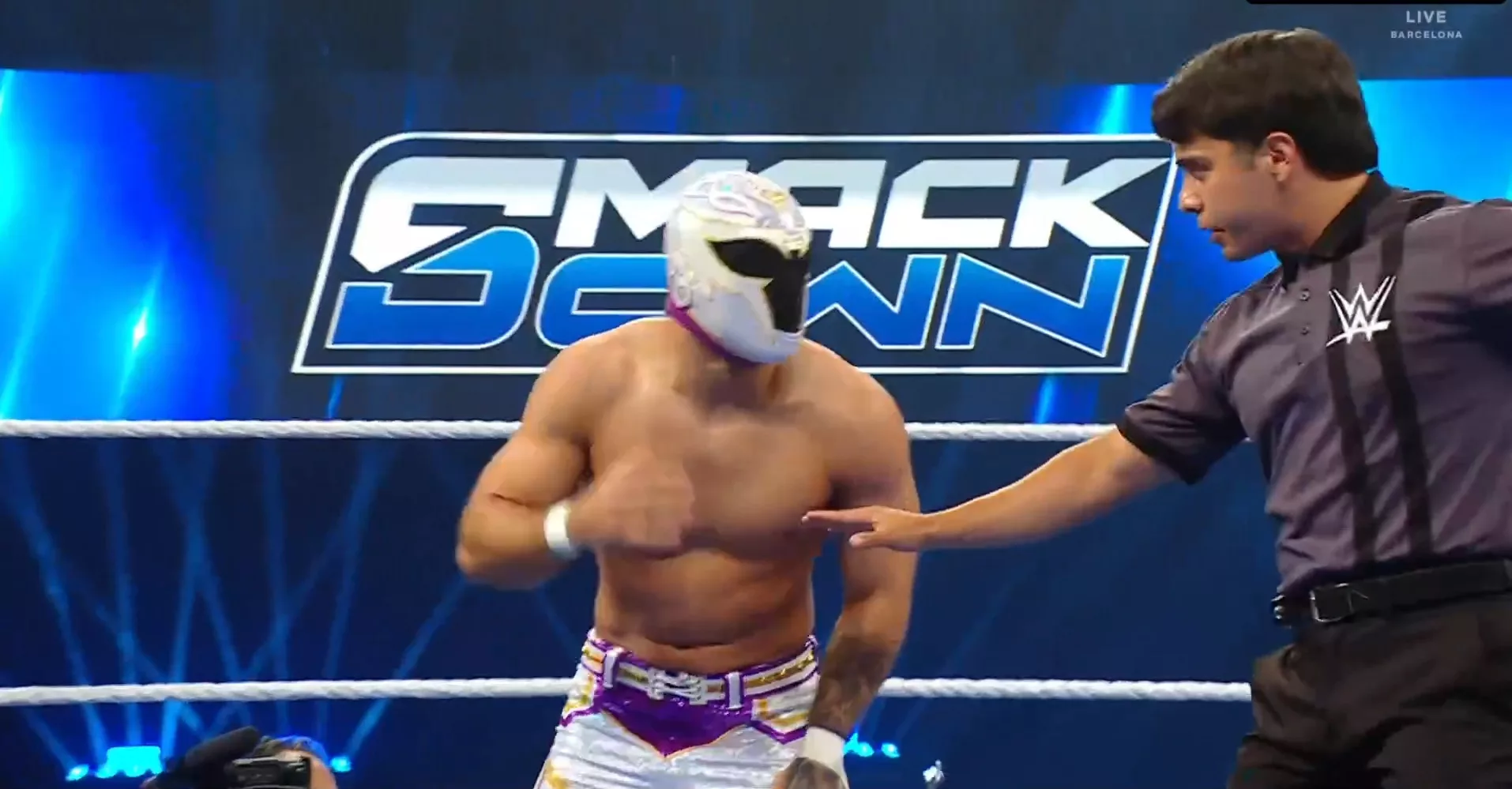 SmackDown: Axiom venció a The Miz ante los suyos en Barcelona, España ...