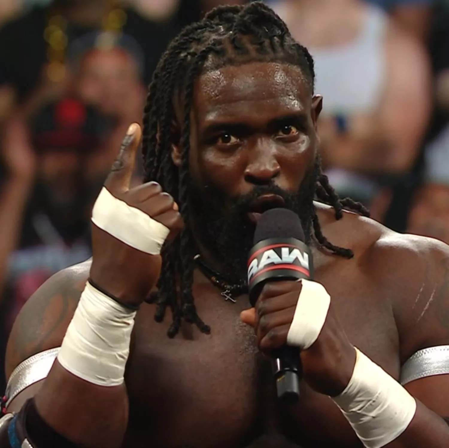 WWE Raw: Oba Femi destrozó a Dominik Mysterio | Superluchas