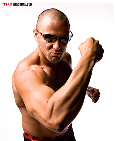 Nigel McGuinness (Desmond Wolfe) cuestiona las razones por las que WWE ...