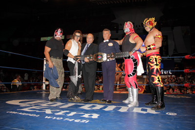 Ephesto retiene el campeonato mundial semicompleto del CMLL ante ...
