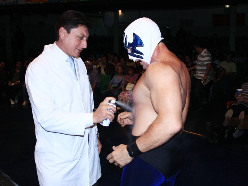 Los doctores en la lucha libre | Superluchas