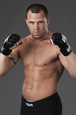 Nick Catone queda fuera del UFC 136 | Superluchas