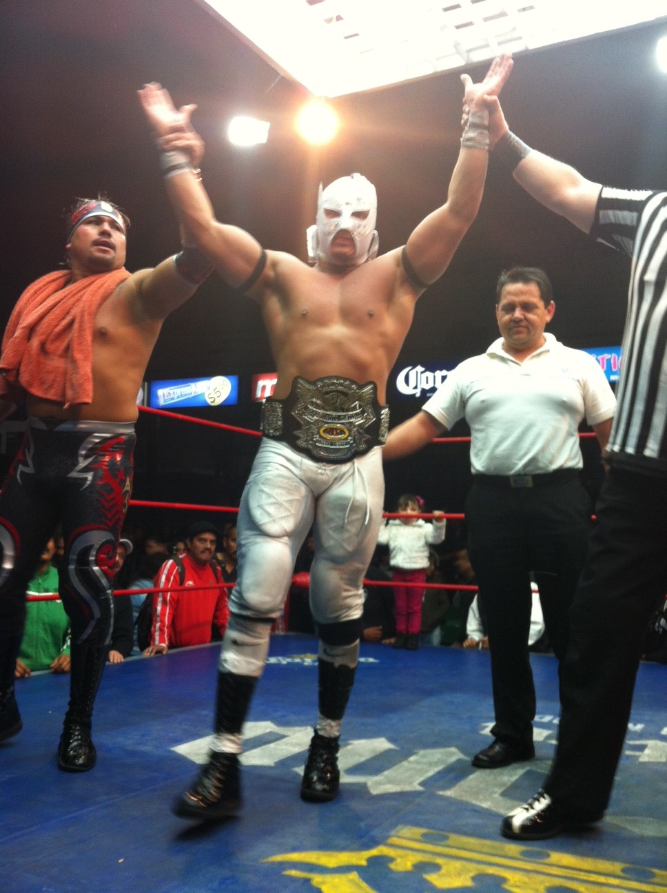 Volador Jr. nuevo campeón mundial peso medio NWA | Superluchas