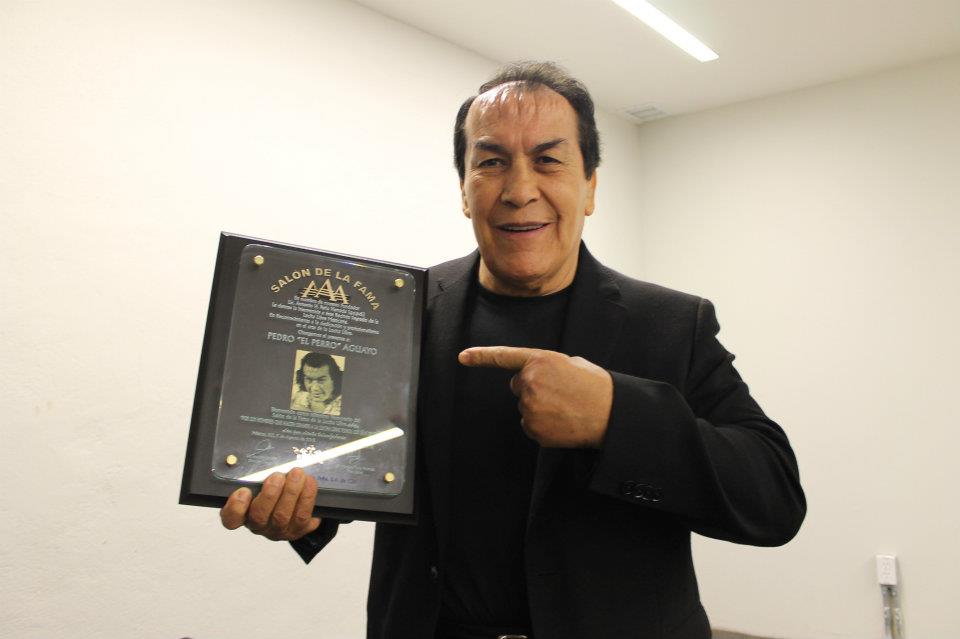 Video: Pedro “El Perro” Aguayo ingresa al Salón de la Fama AAA en ...