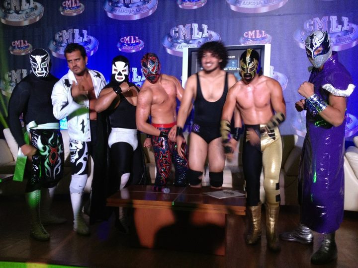 ¡Amargo debut para Espanto Jr. en el CMLL! | Superluchas