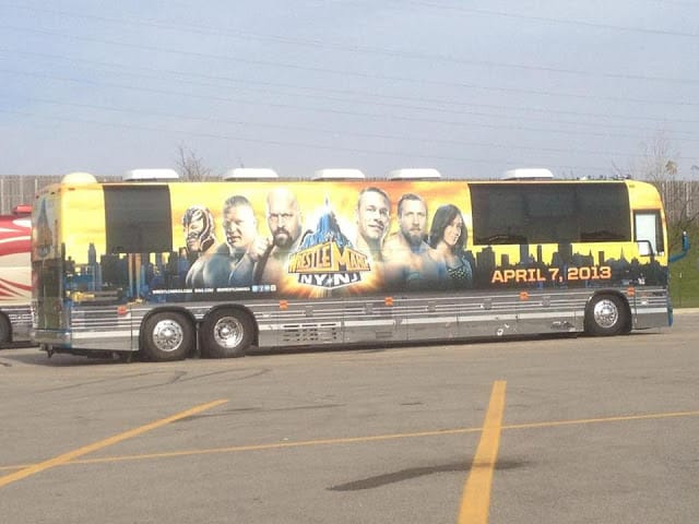 Imágenes: El diseño del Autobús Oficial de WWE WrestleMania 29 ...