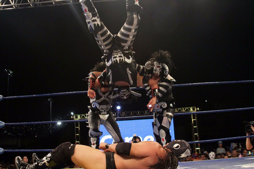 Boletín: AAA cierra el 2012 en Acapulco | Superluchas