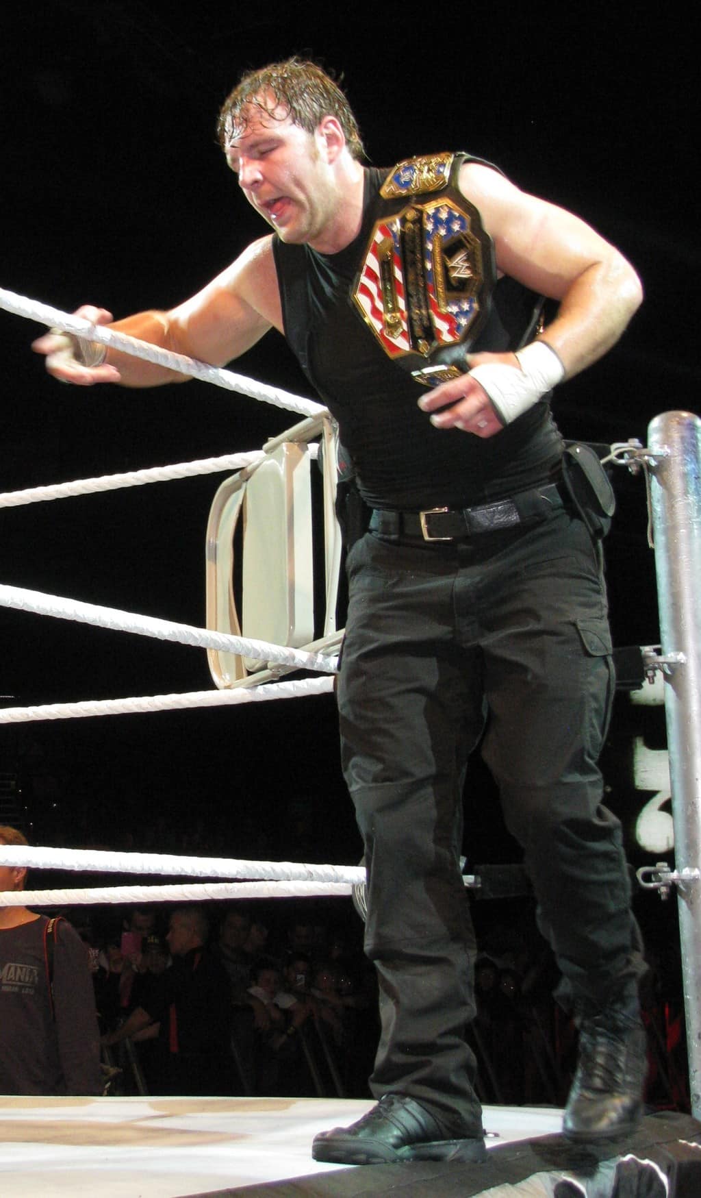 Dean Ambrose alcanza el récord establecido por MVP al Campeón de los ...